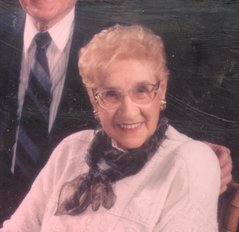 Jeanne Lessard (née Martin) - Urgel Bourgie