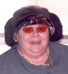 Denise (anglais) Caron Lemire - Lépine Cloutier