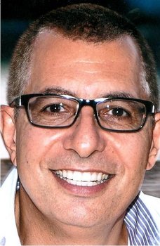 Gregory Kouri - Urgel Bourgie