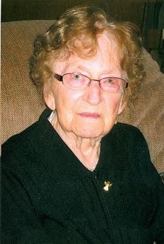 Suzanne Lapointe (née Morel) - Urgel Bourgie