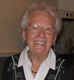 Denise Caron (née Nadeau) - Urgel Bourgie