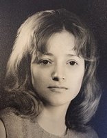 Linda Allaire (née Robichaud) - Urgel Bourgie