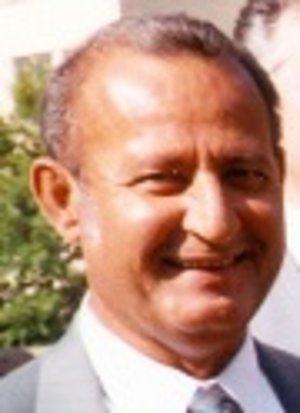 George Giannopoulos - Urgel Bourgie