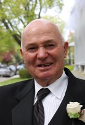 Alberto Ferrelli - Urgel Bourgie